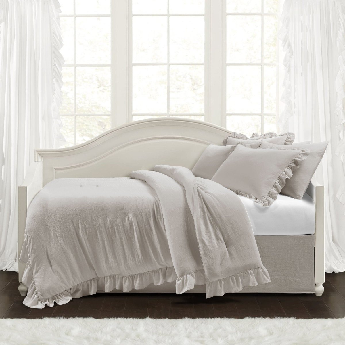 Reyna 6 Piece Daybed Comforter Set – Tuesday Morning