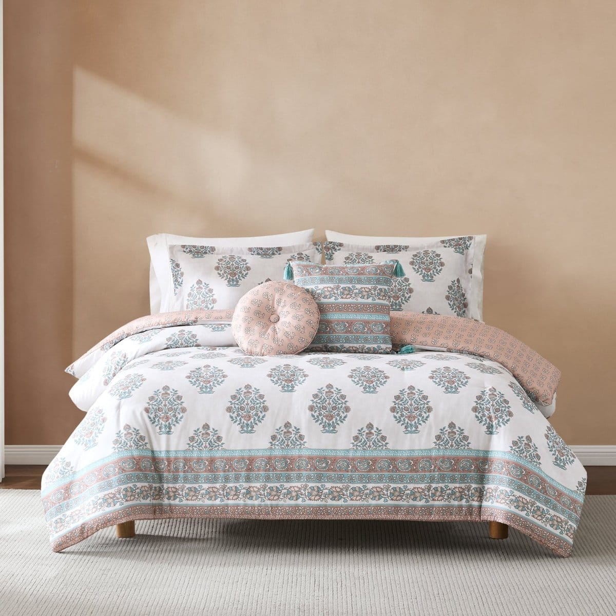 Sofia Flower Block Bouquet Comforter 5Pc Set – Tuesday Morning