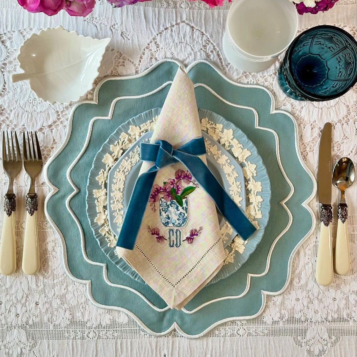 THRIVE BLUE FABRIC PLACEMAT – Tuesday Morning
